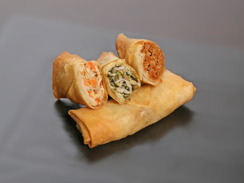 Automatic Spring Roll Production Line requires only one employee ...