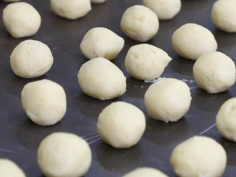 Automatic Table-Type Encrusting and Forming Machine Food Production ...