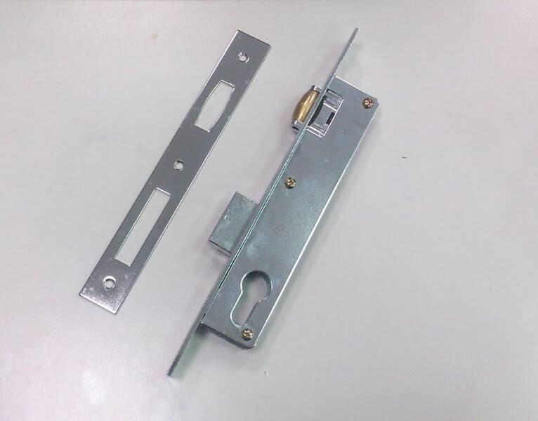 Mortise Roller Latch Lock | Door Closer & Hardware | D&D