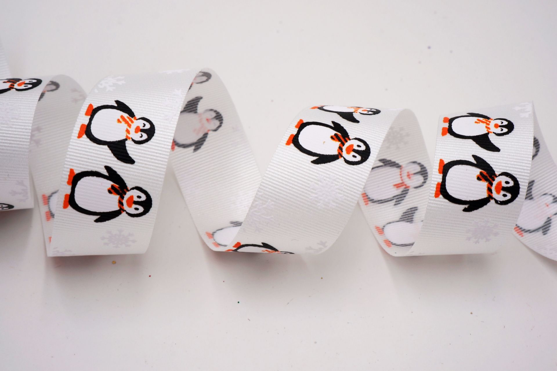 Penguin & Snowflake Ribbon | Holiday Ribbons | Wholesale Ribbon ...