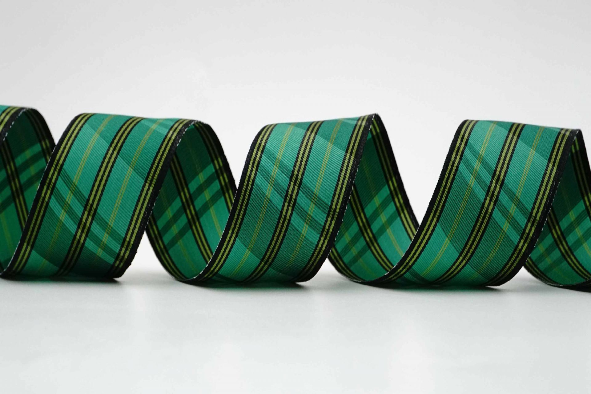 Tartan Plaid Woven Ribbon Supply With Texture, Luster And Color ...