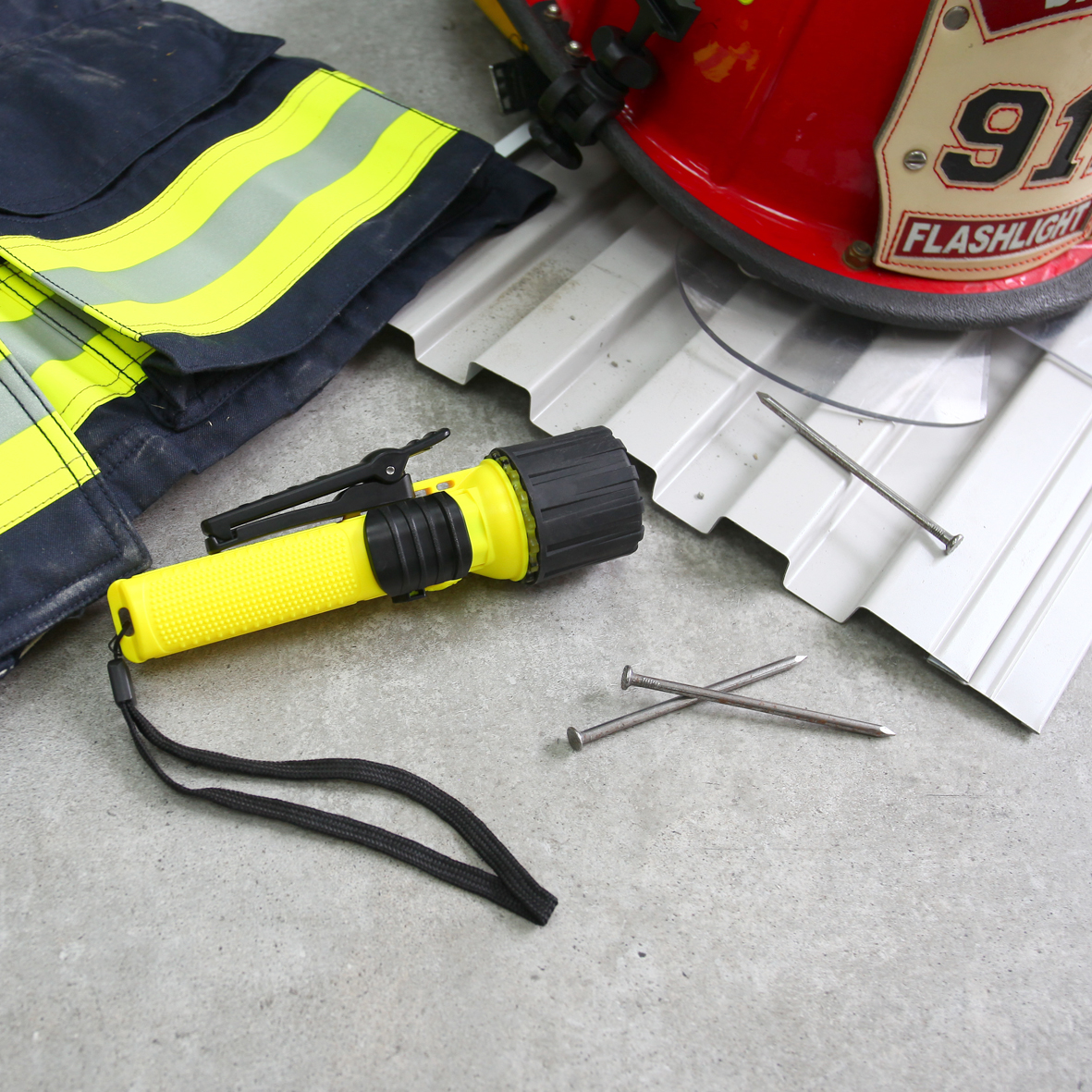 Explosion Proof Handheld Flashlight PRO | Flashlight and Eyewear ...