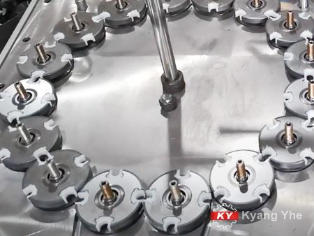 Flat Tape Braiding Machine | Textile Machinery Manufacturer | Kyang Yhe ...